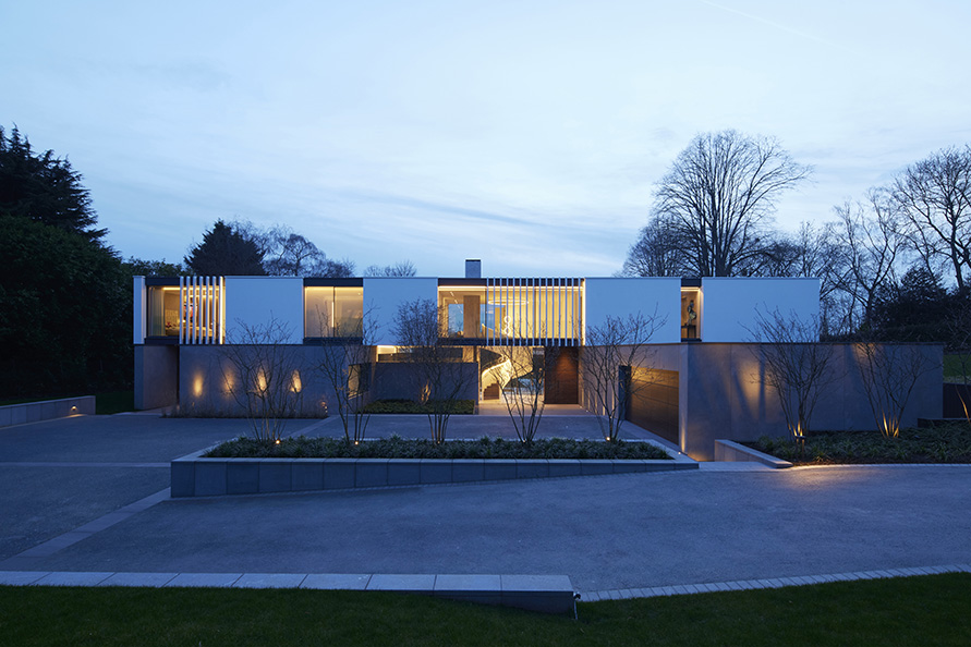 Location: London, UK