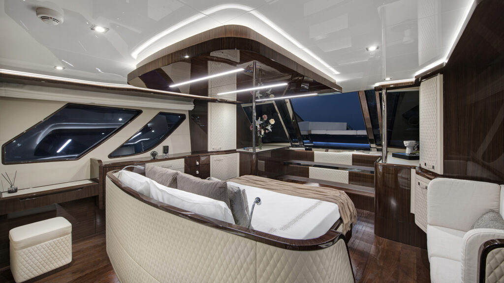 design et al Lazzara LSX 67 by Lazzara Yachts - design et al The Design ...