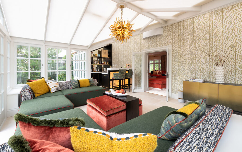 design et al Radiant Reception Rooms, Hertfordshire by Tobias Oliver ...